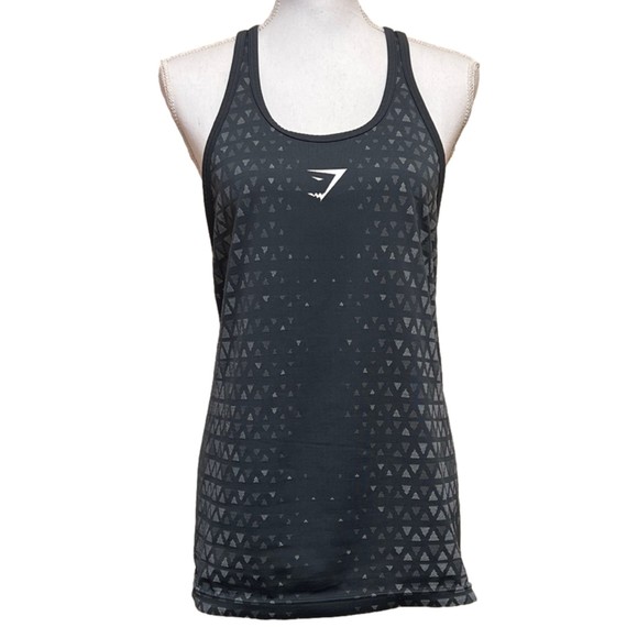 Gymshark | Tops | Multicolor Shades Of Gray Gymshark Triangle Pattern ...